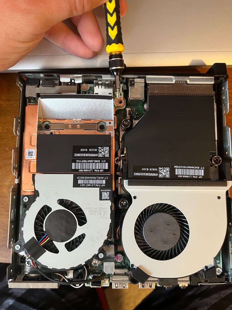 Solved: HP EliteDesk 800 G4 Mini PC with Discrete RX560 graphics car ...