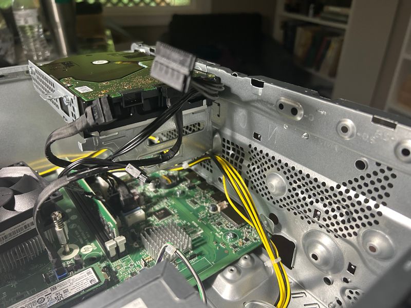 HP Pavilion TP01-2000a (2Z6C9AV) - Says 2x 3.5in bays - How ... - HP ...