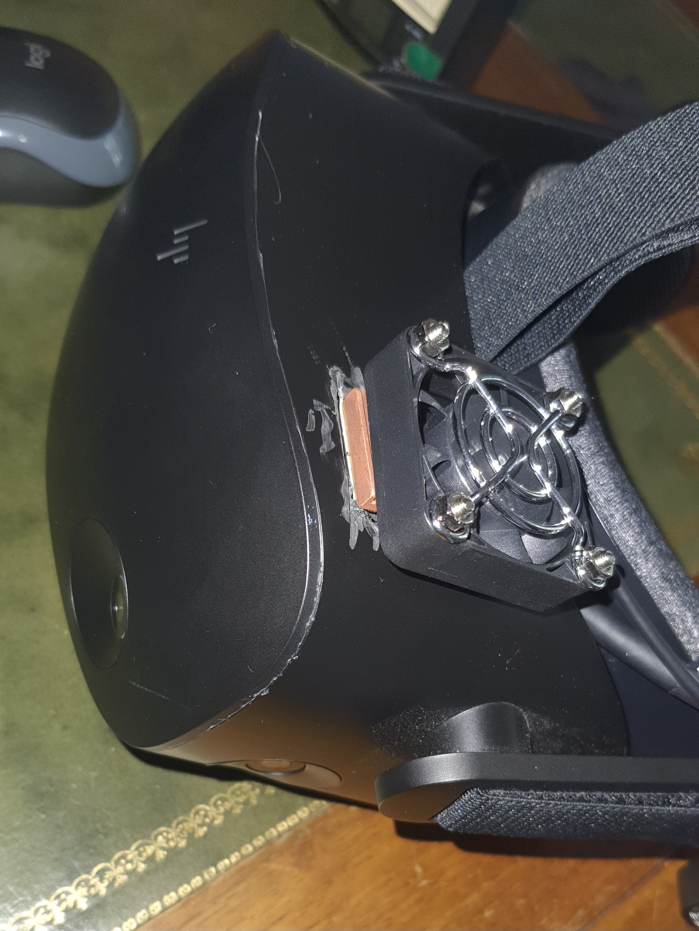 Re: Reverb G2 v2 left lens goes black then both lenses go bl... - HP ...