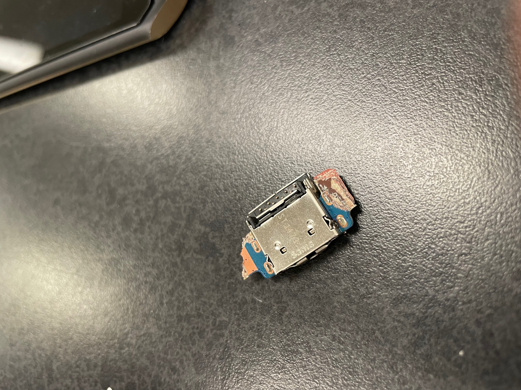 USB Port broke off Laptop - HP Support Community - 8873536