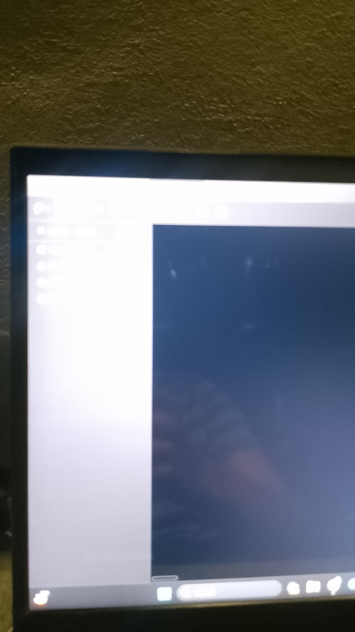 white spots are coming on my laptop screen - HP Support Community - 8886934