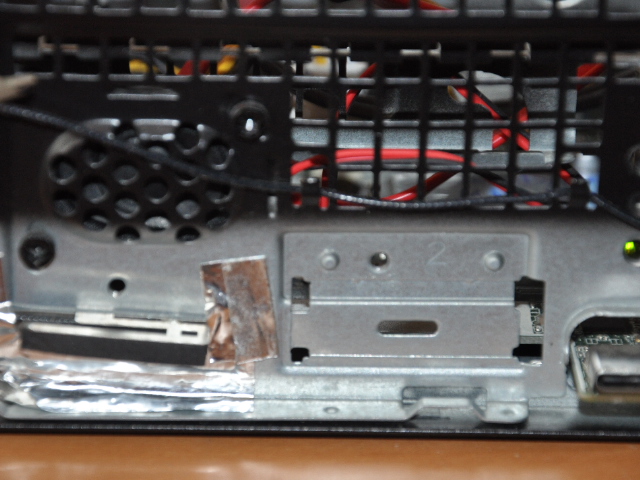 HP EliteDesk 800 G5 SFF - SD card reader cut out missing on ... - HP ...