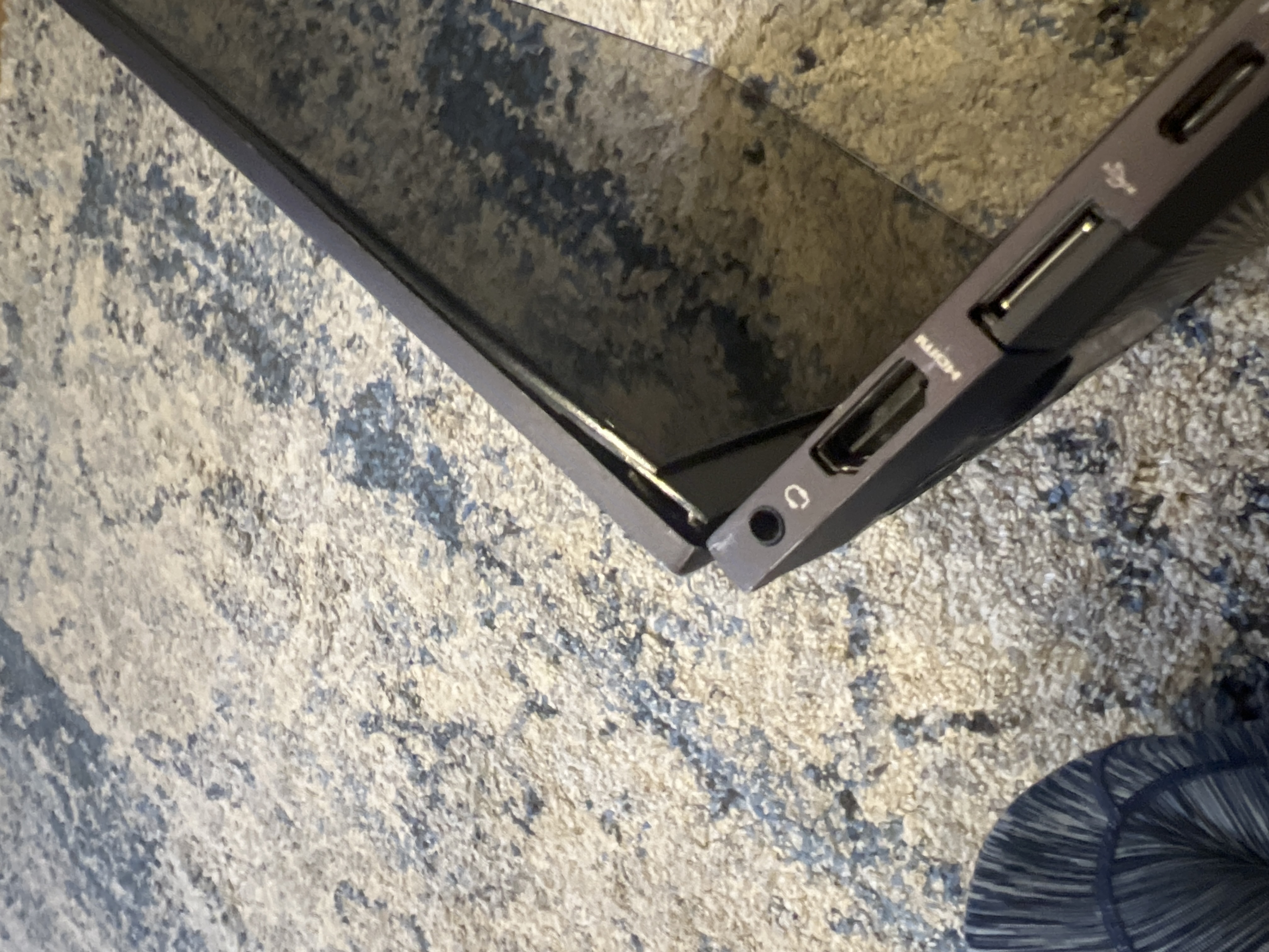 Bottom right of screen is popping out - HP Support Community - 8914584