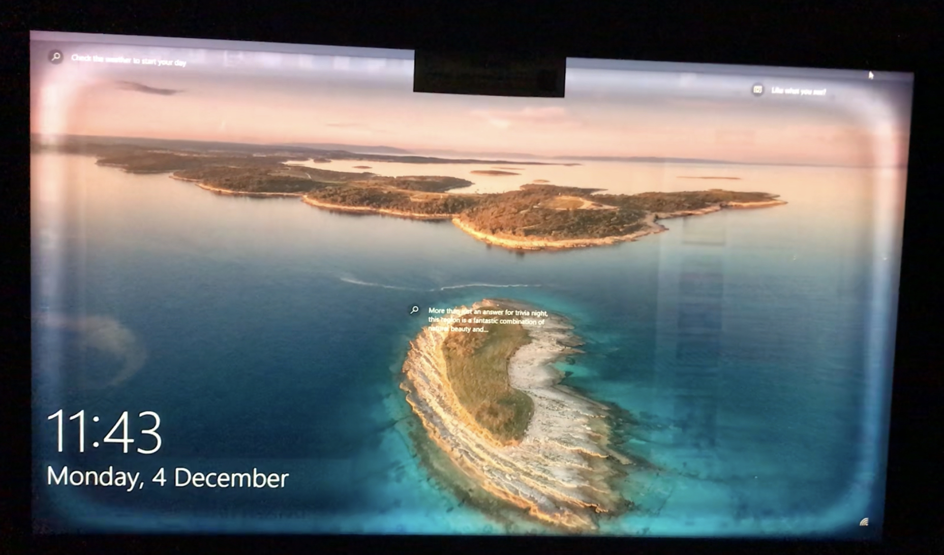 Screen flickering and flashes with white rectangular frame- ... - HP ...