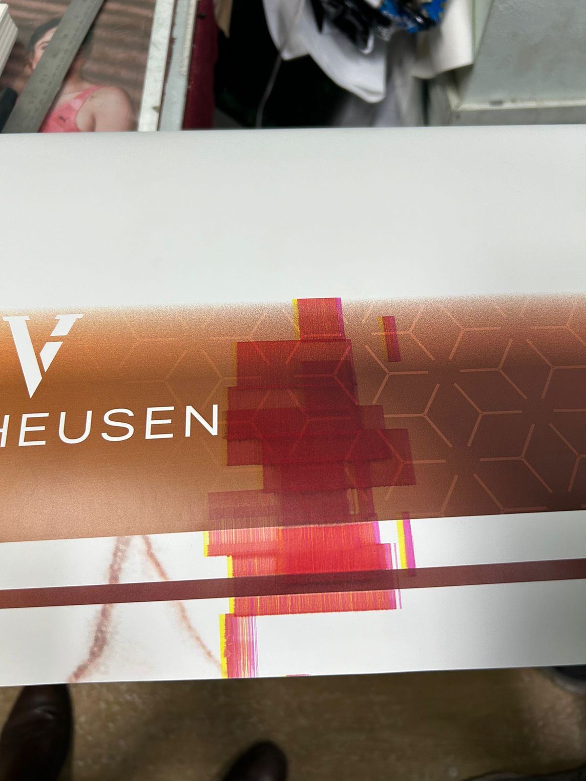 HP Latex 560 -print getting magenta & yellow color patte... - HP ...