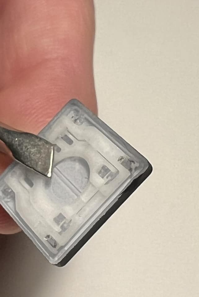 Keyboard key popped out - HP Support Community - 8961575