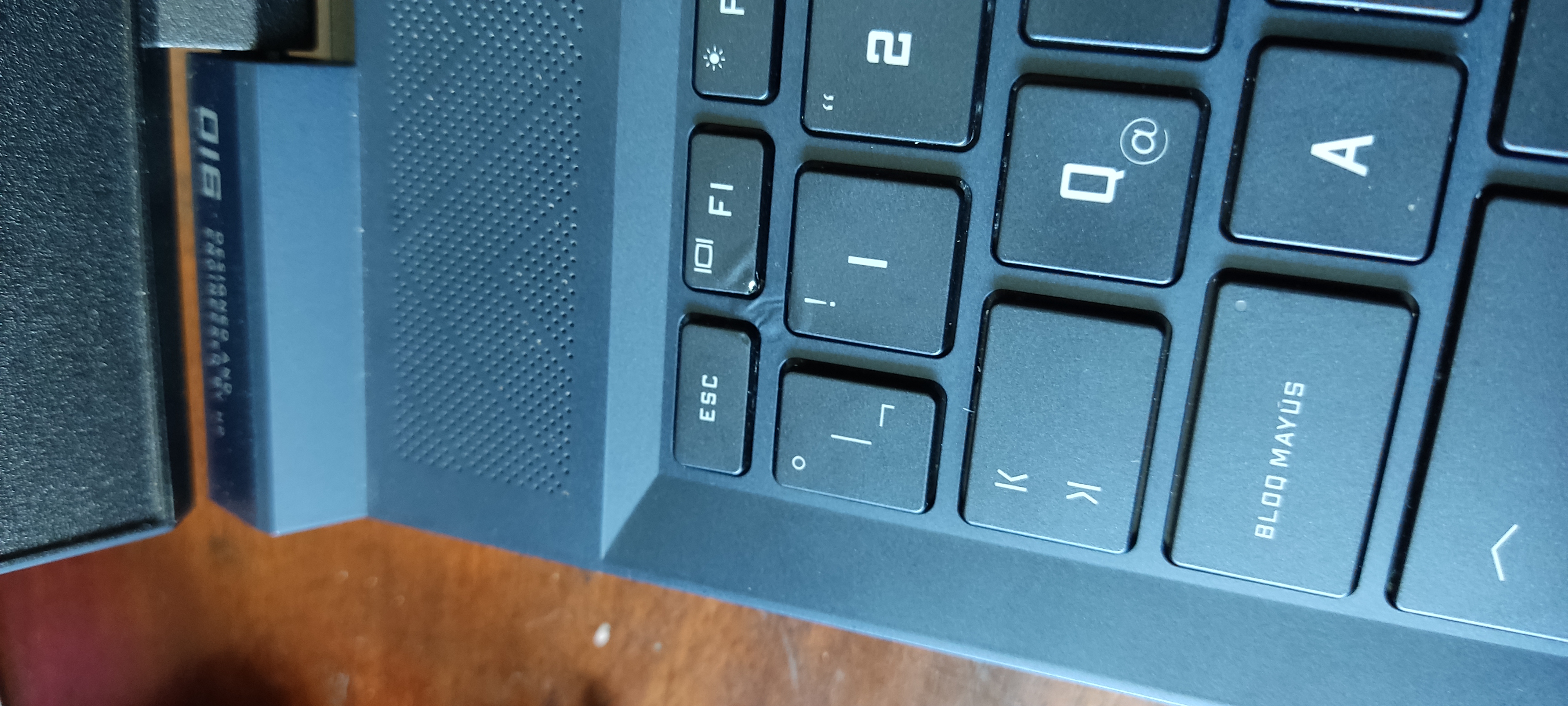 Victus melted keyboard - HP Support Community - 9019475