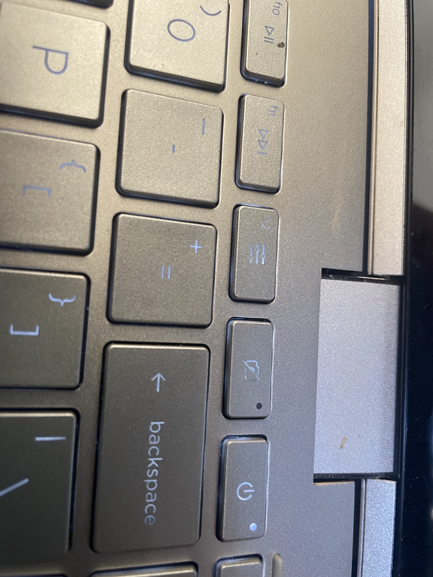Camera icon remains on screen & No Webcam in Device Manager ... - HP ...