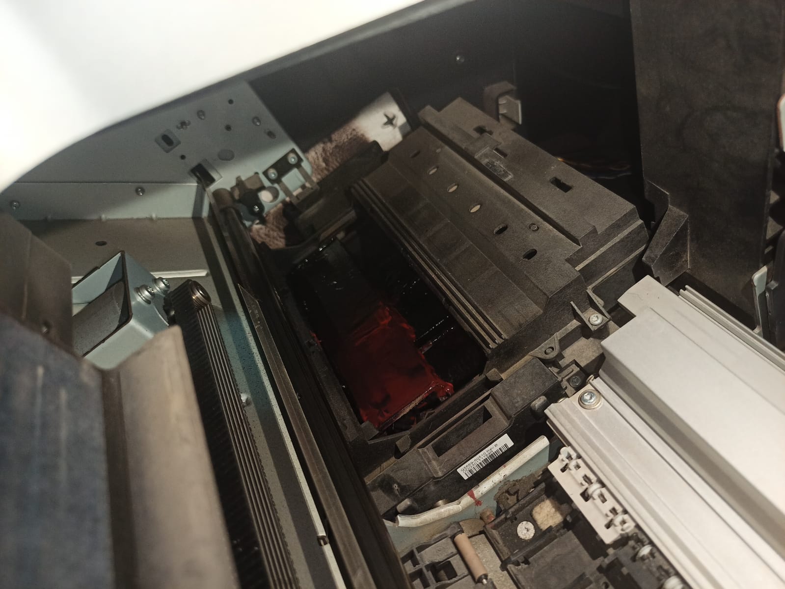 Ink is getting spilled over inside the plotter - HP Support Community - 9097750