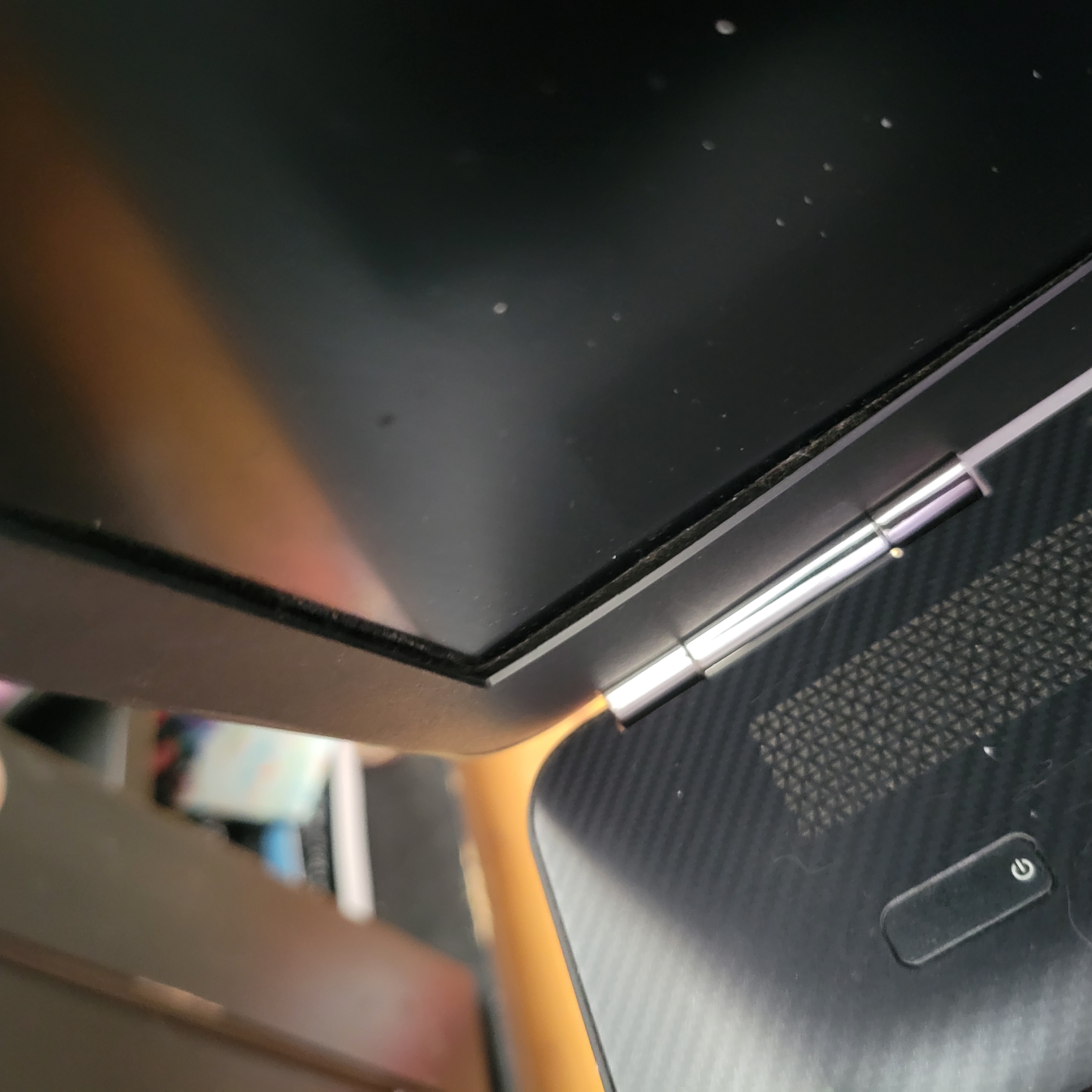 Hp omen hinge issue and battery - HP Support Community - 9100448