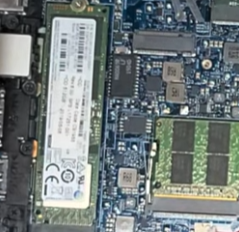 My hp laptop keep rebooting on hp logo - HP Support Community - 9105728