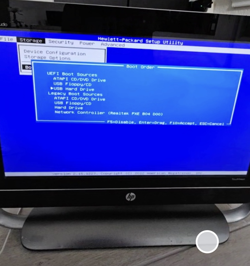 PXE-E61: Media test failure, check cable & PXE-M0F: Exiting ... - HP ...