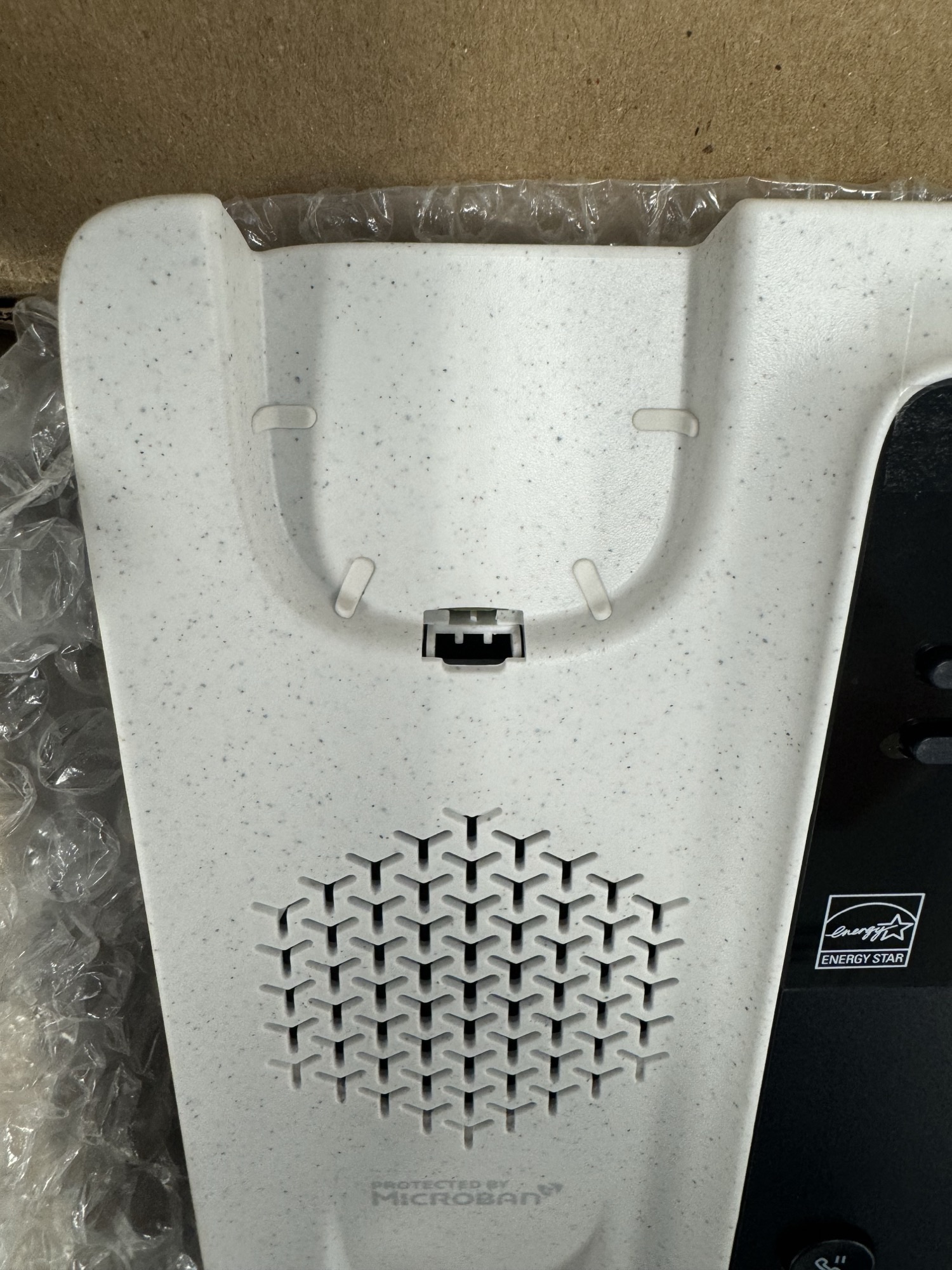 Solved: Replacement hookswitch tabs for Edge E100? - HP Support ...