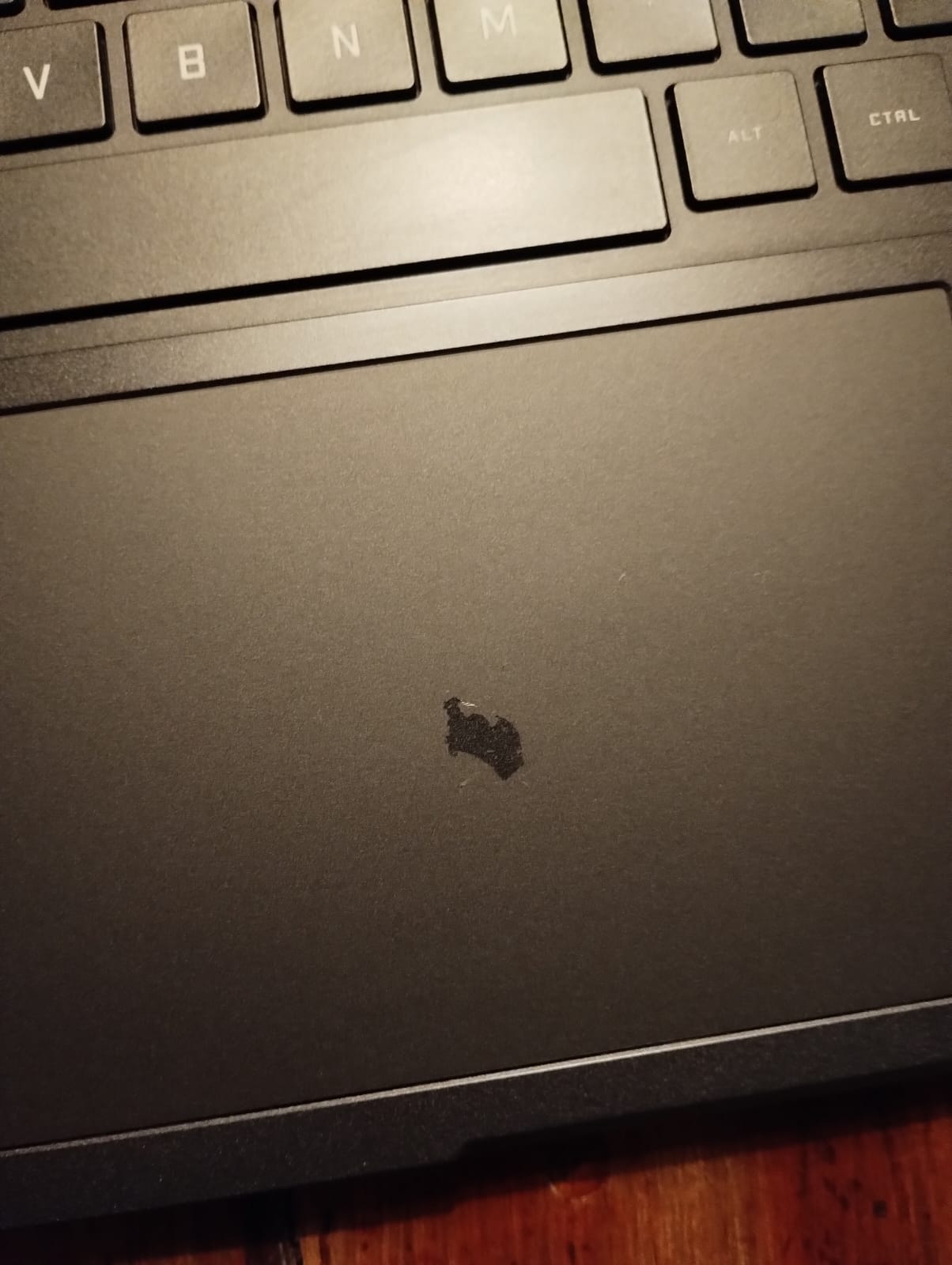 Hp Victus mousepad paint is peelingout and has never been u... - HP ...