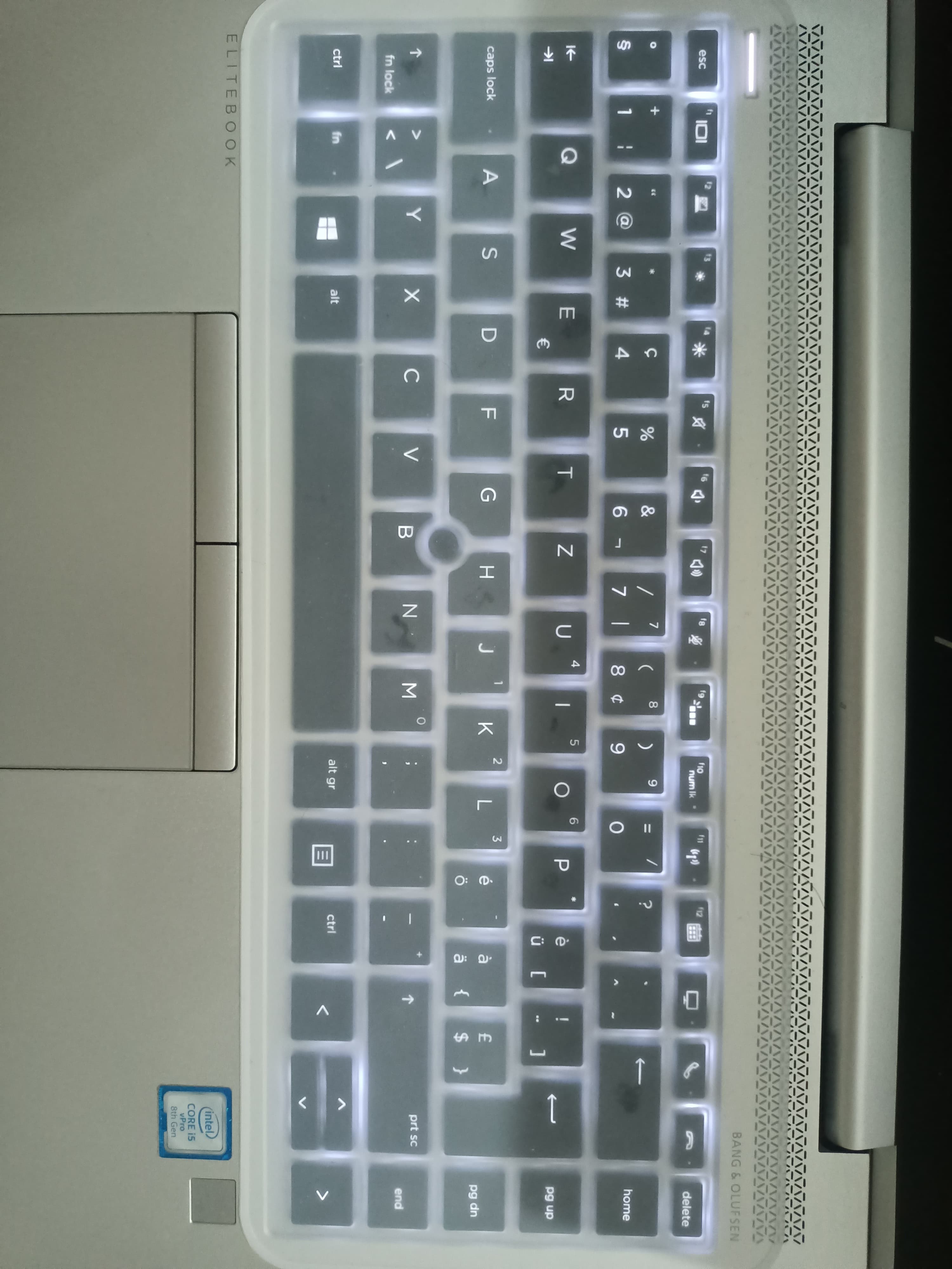tell me how i fix my keyboard that it shows correct keys acc... - HP ...