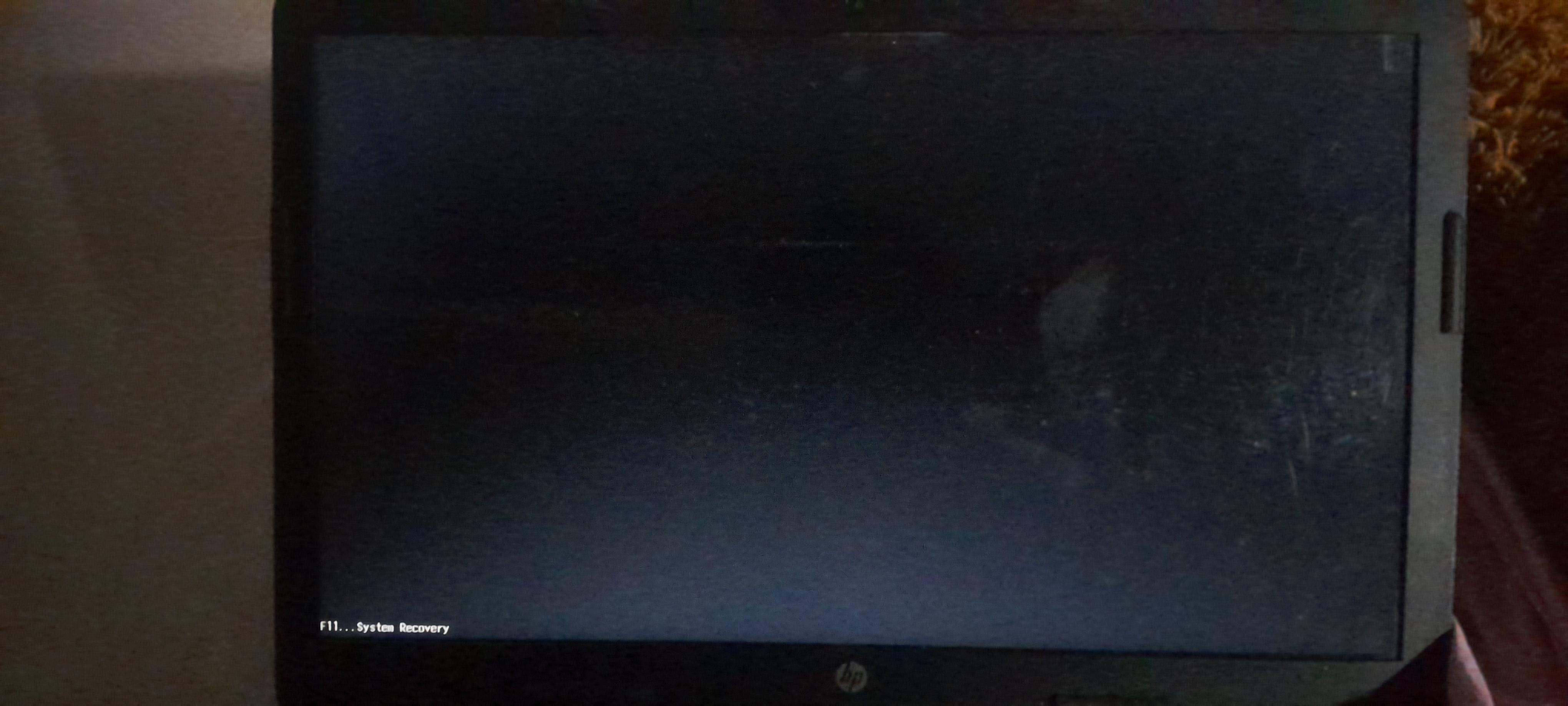 My Screen is Stuck on Choose an Option and also show F11 Sys... - HP ...