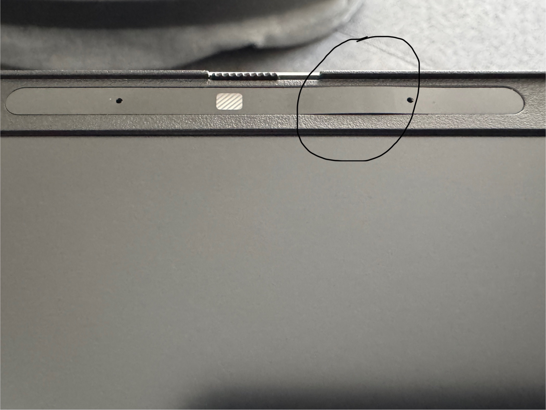 Processing problem with the webcam cover - HP Support Community - 9246267