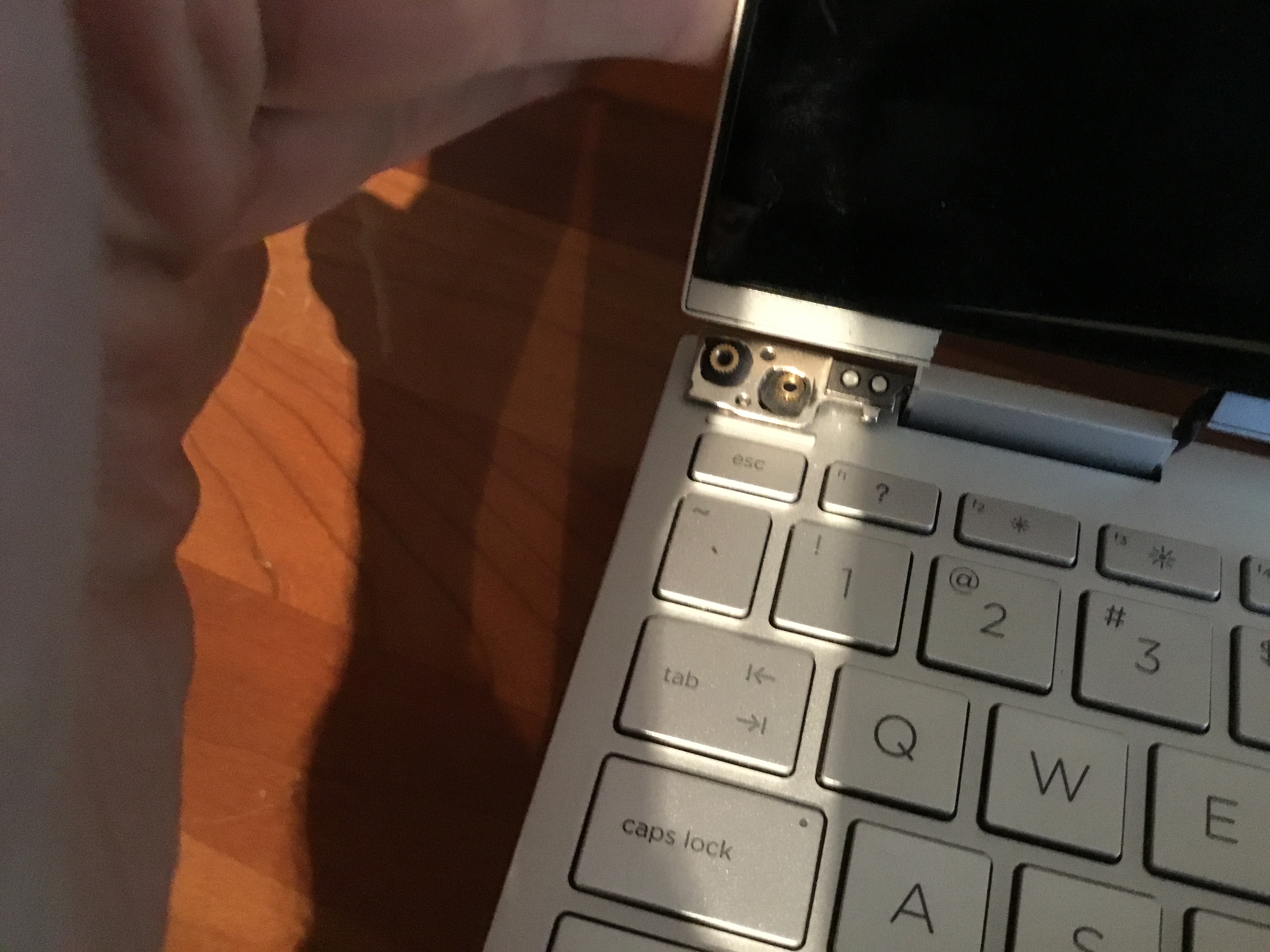 HP 360 laptop screen separation and hinge issue - HP Support Community ...