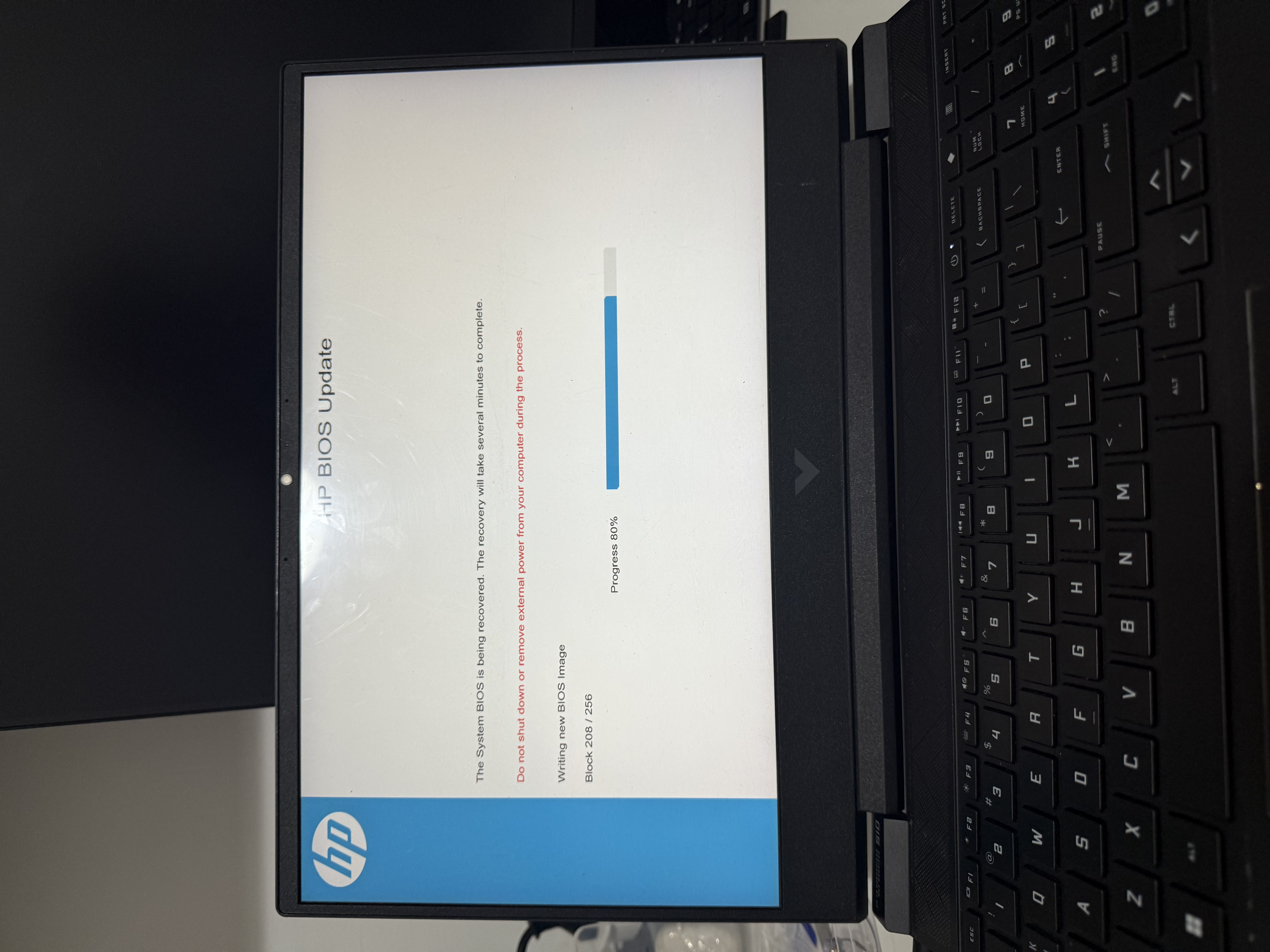 Hp victus stuck on start showing victus logo and loading - HP Support ...