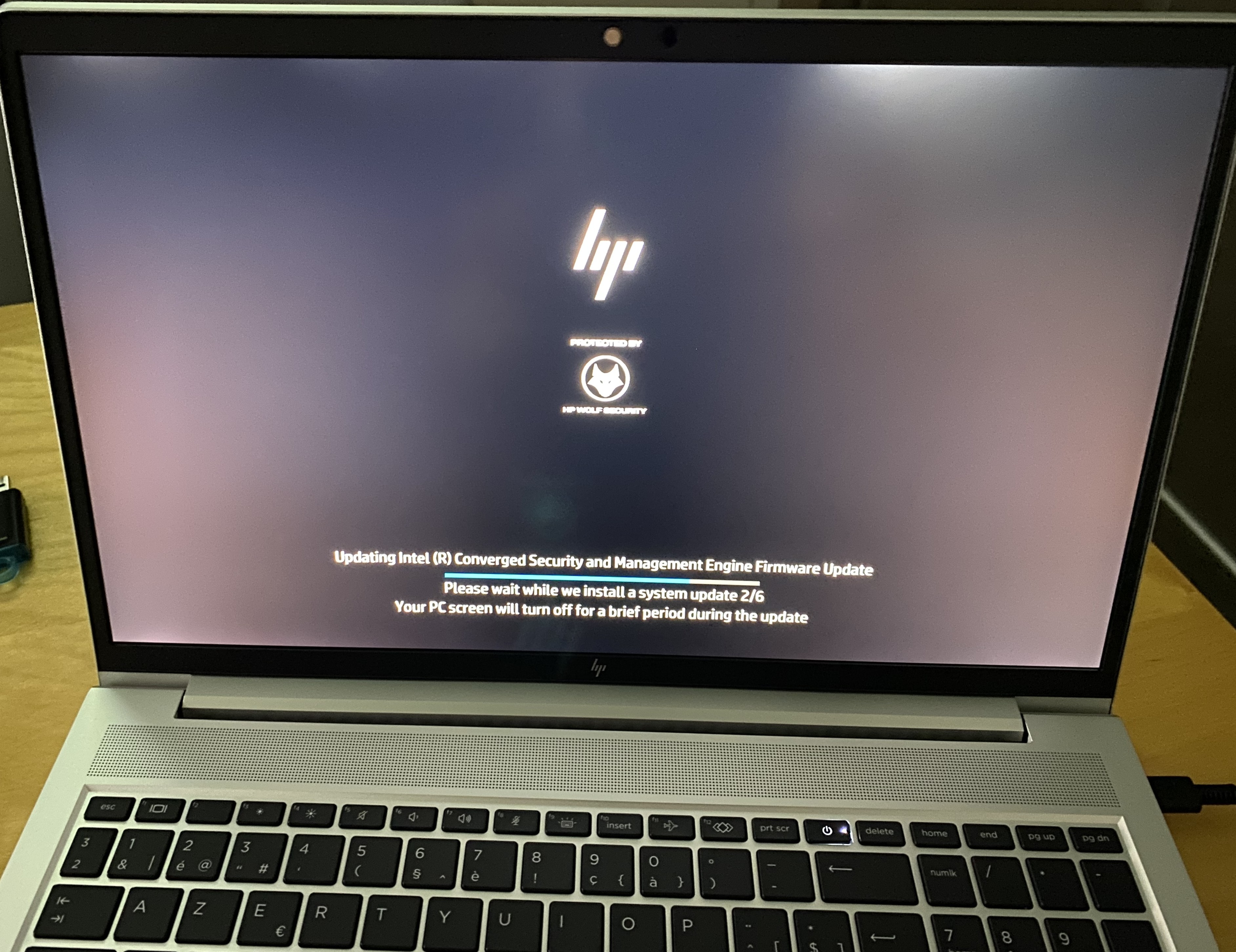 HP Elitebook 650 G10 LCD Problem - HP Support Community - 9323905