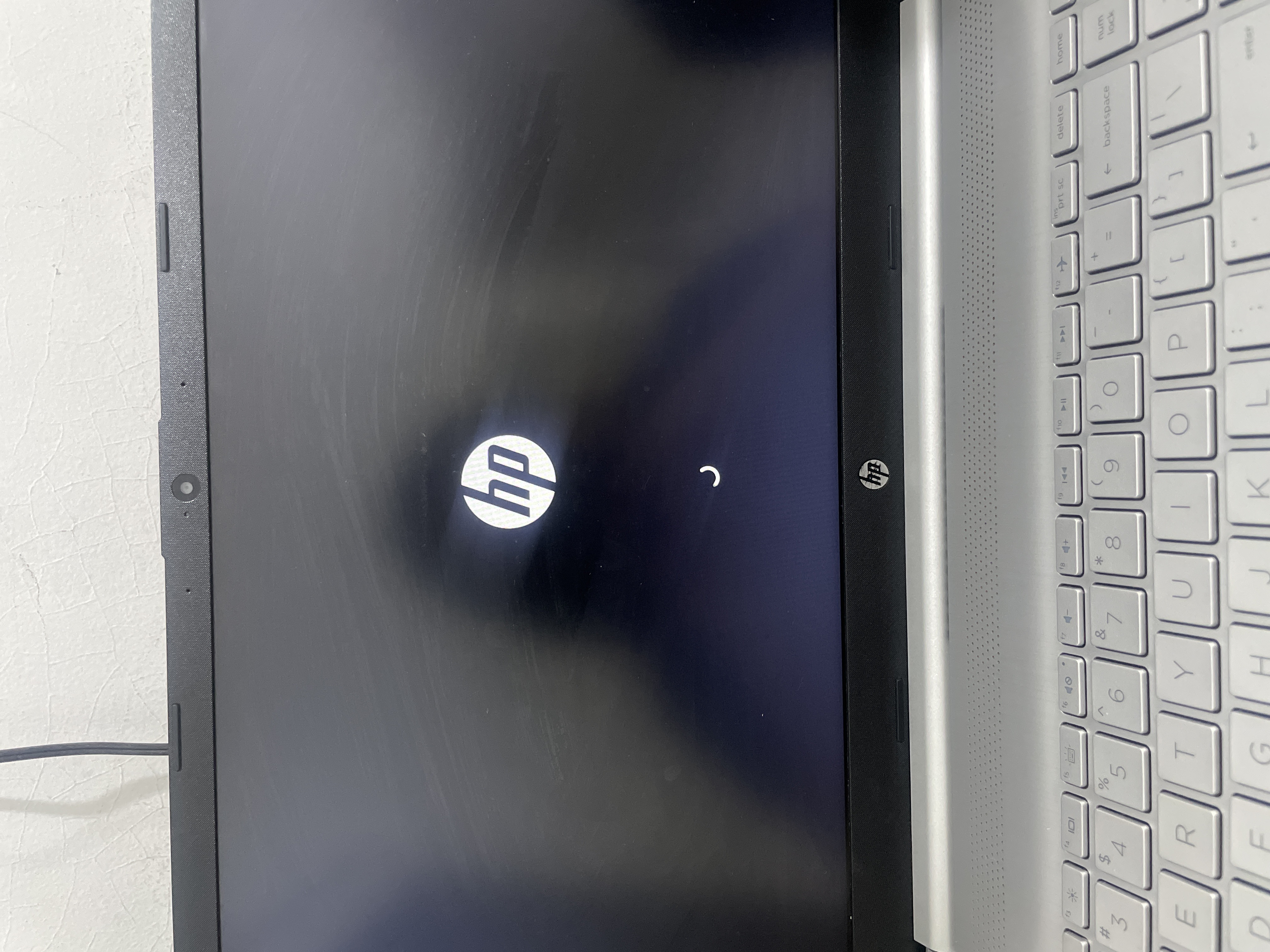 the laptop keep stuck on this screen after i update the wind... - HP ...