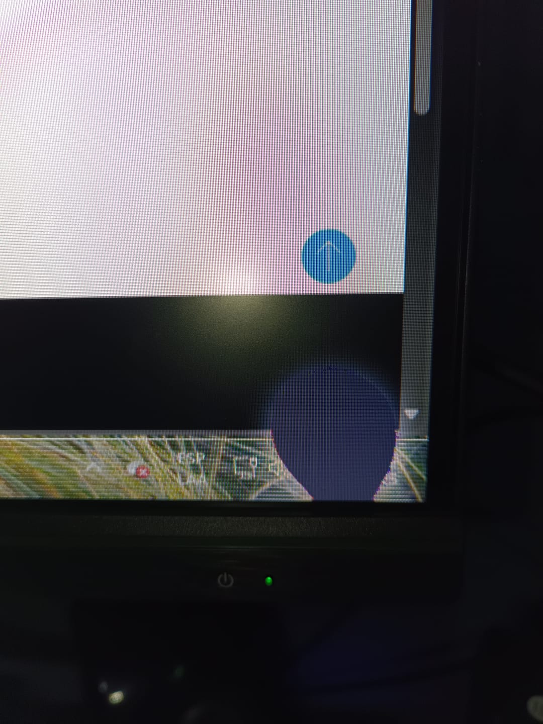 Screen with damage - HP Support Community - 9374735
