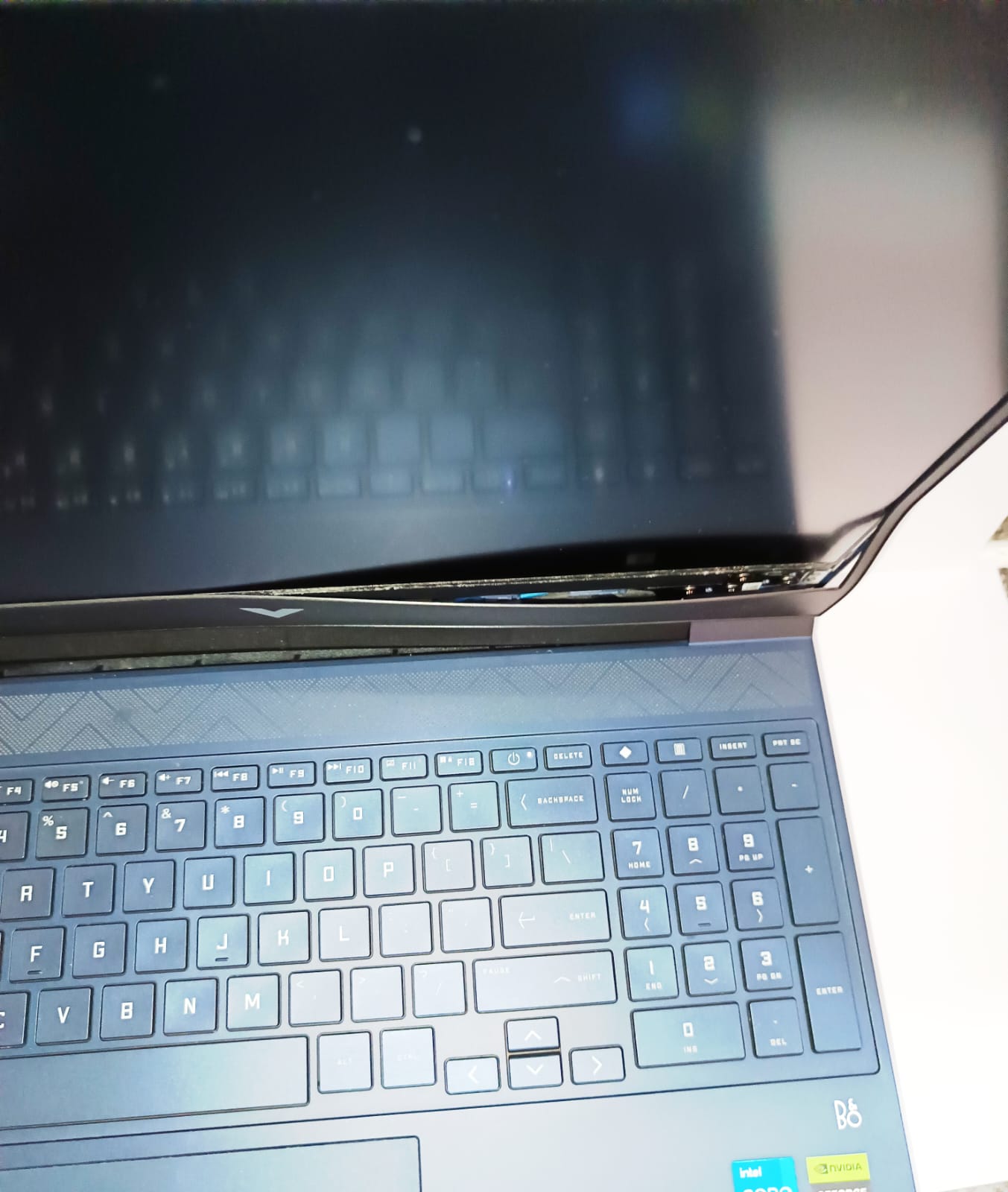 HP Victus Hinge Broken – Screen Coming Off - HP Support Community - 9412274