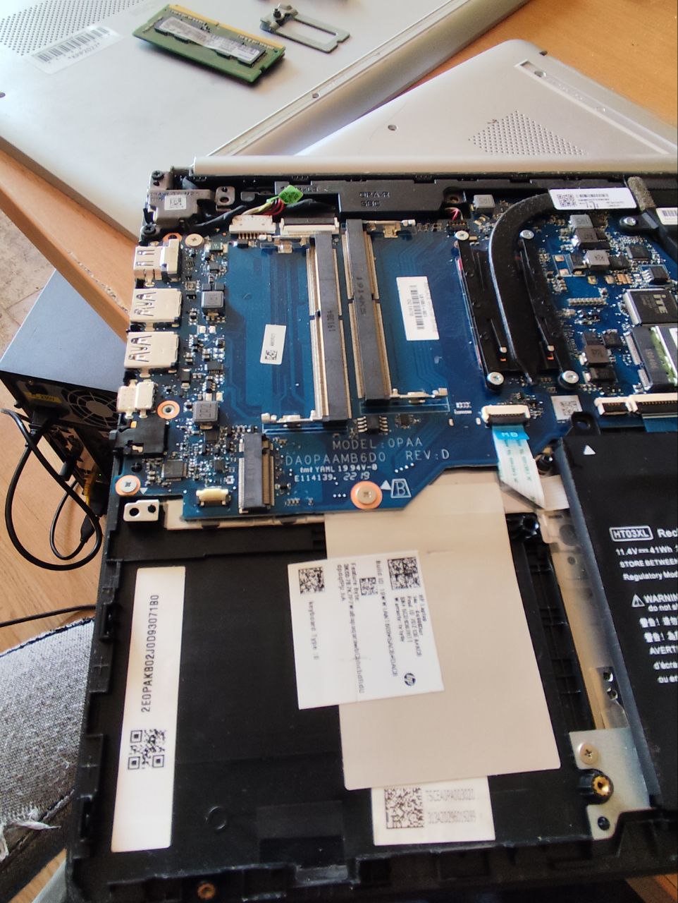 I can't find the right cable to connect the HDD - HP Support Community ...