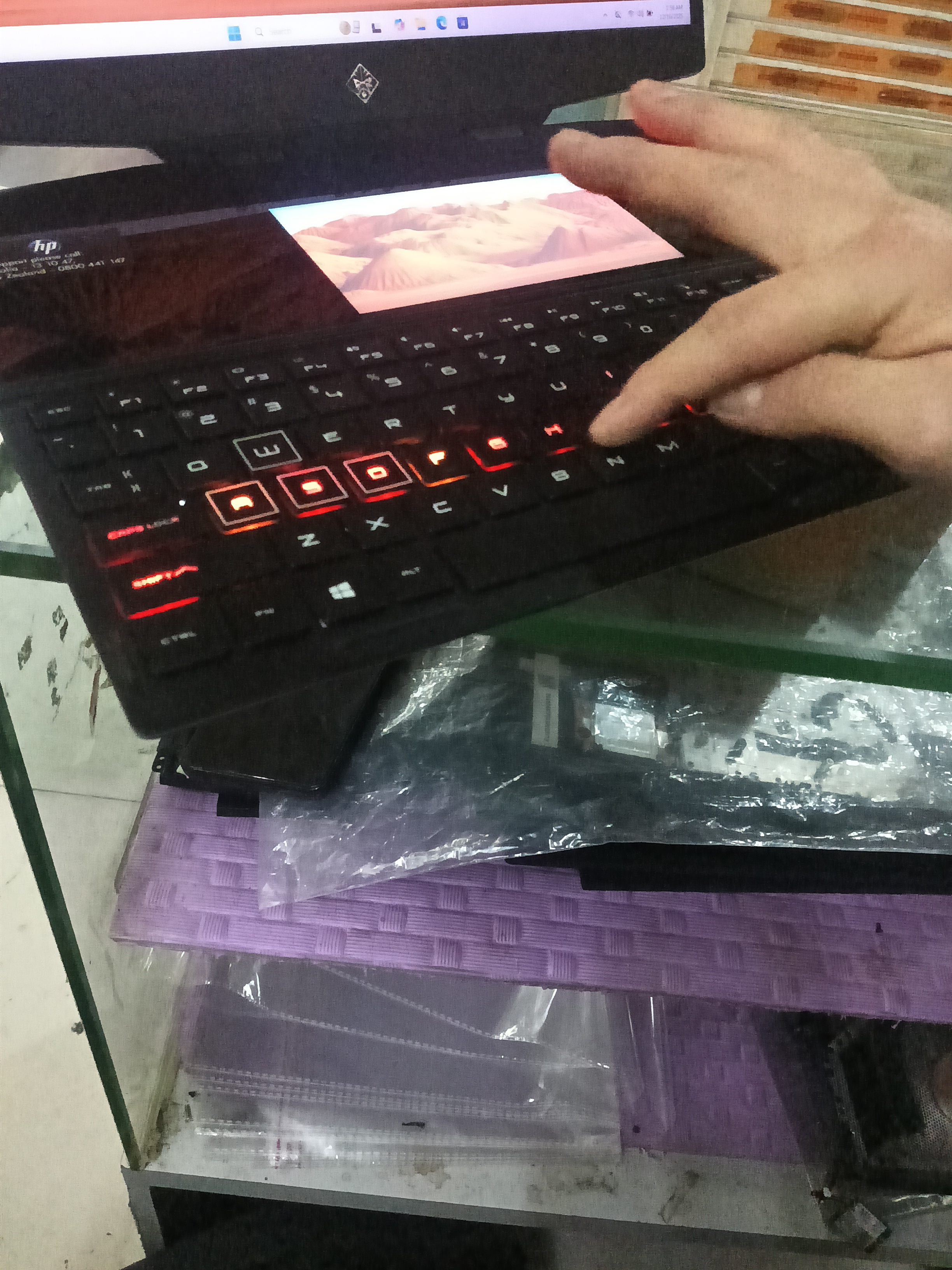 My HP laptop backlight only comes up when I touch q particul... - HP ...