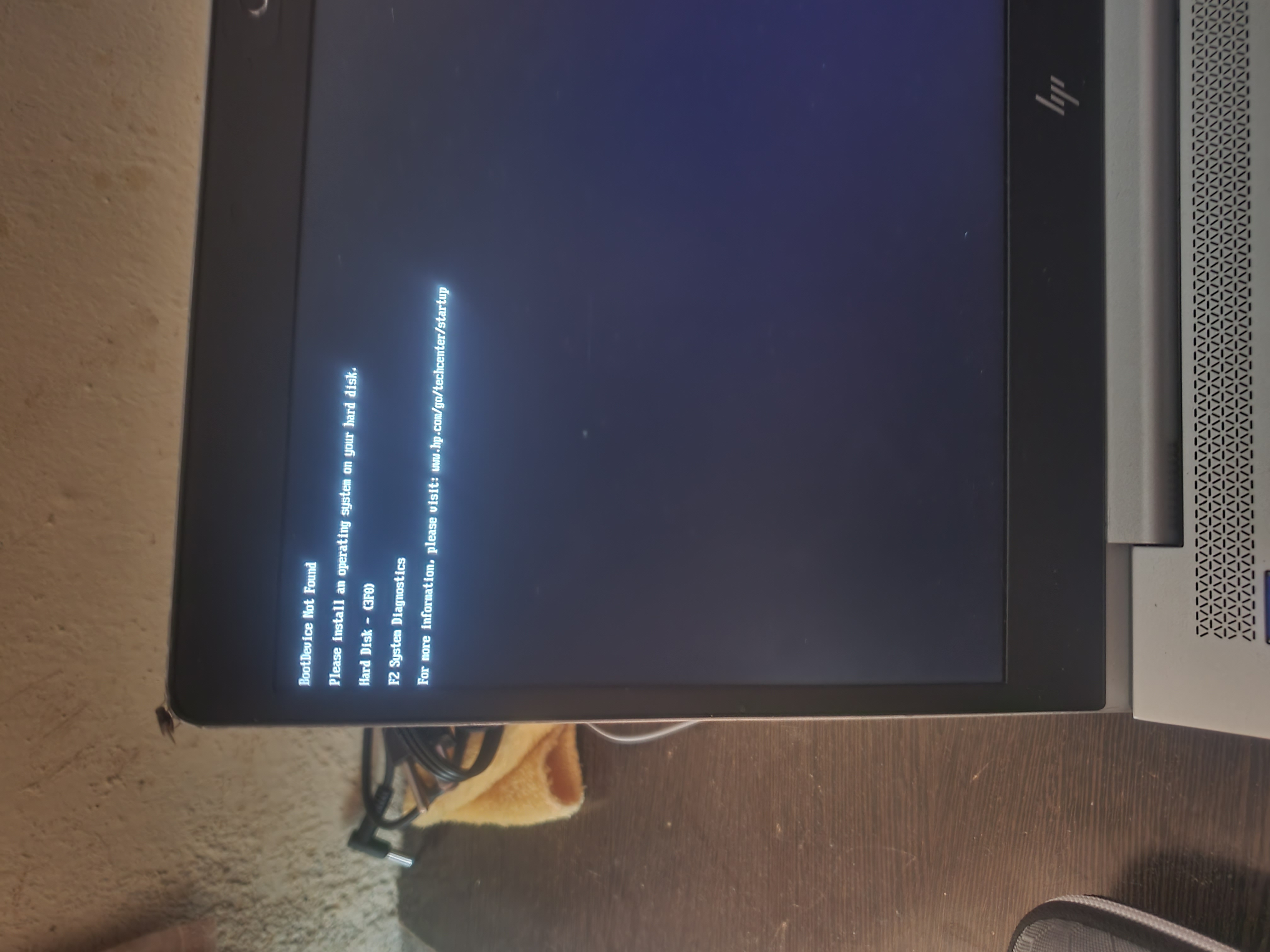 screen says: www.hp.com/go/techcenter/startup - HP Support Community ...
